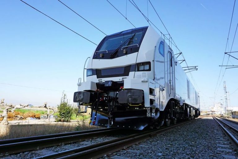 European Loc Pool orders ten energy-efficient Stadler locomotives