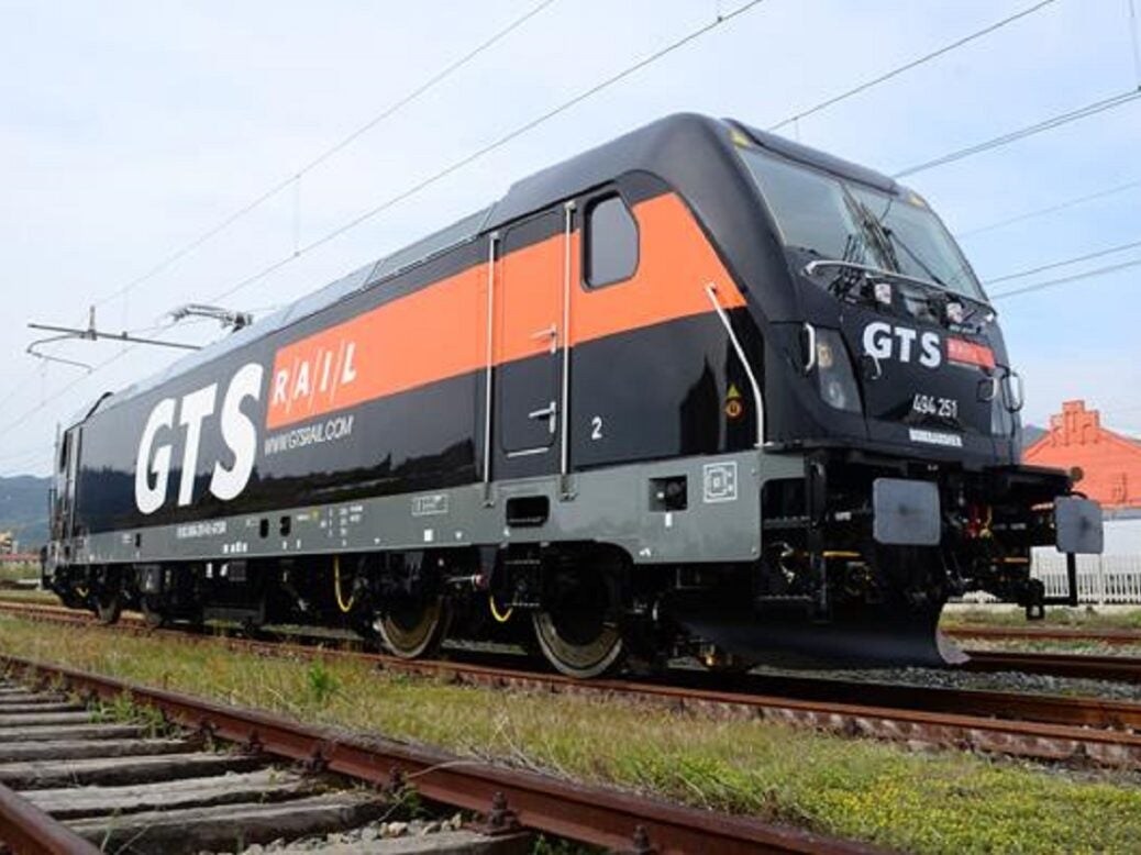 Bombardier to deliver three additional TRAXX locomotives to GTS Rail