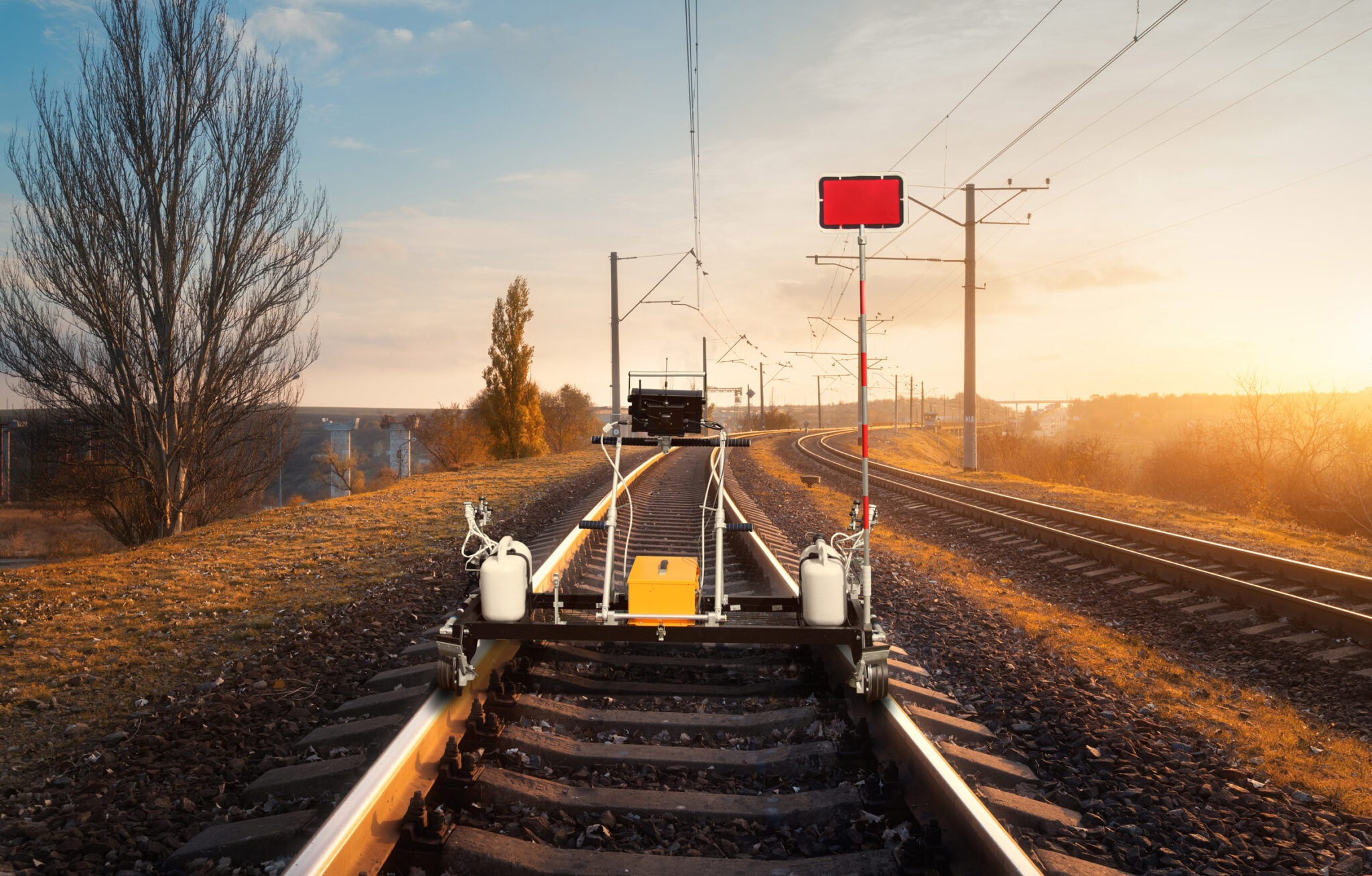 UDS2-73 Rail Flaw Detector - Railway Technology