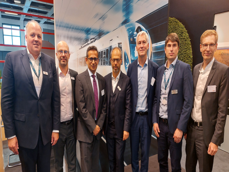 Wabtec signs services contract with locomotive lessor Akiem