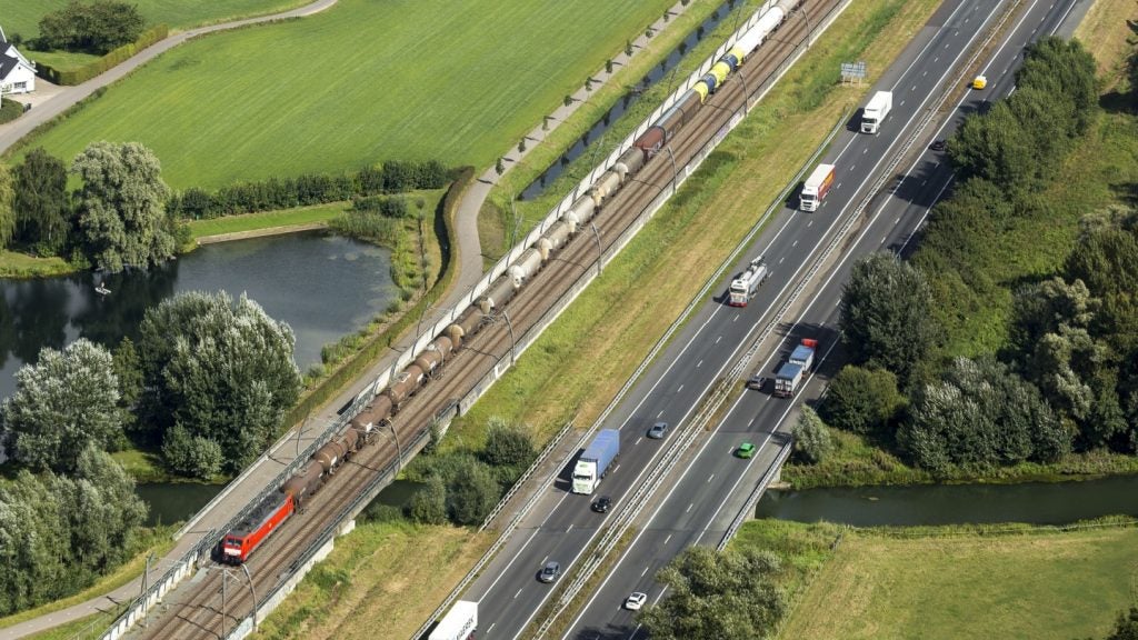 Personal rapid transport (PRT) – from the design team behind Ferrari ...